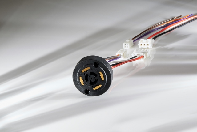 Pre-terminated LumaWise dimming receptacle eases ANSI-compliant integration