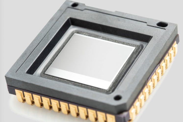 ULIS claims “world’s smallest thermal image sensor ...
